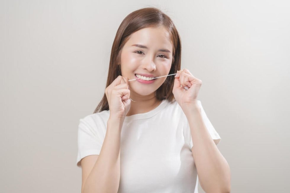 Will a Small Chipped Tooth Smooth Out? Myths and Facts